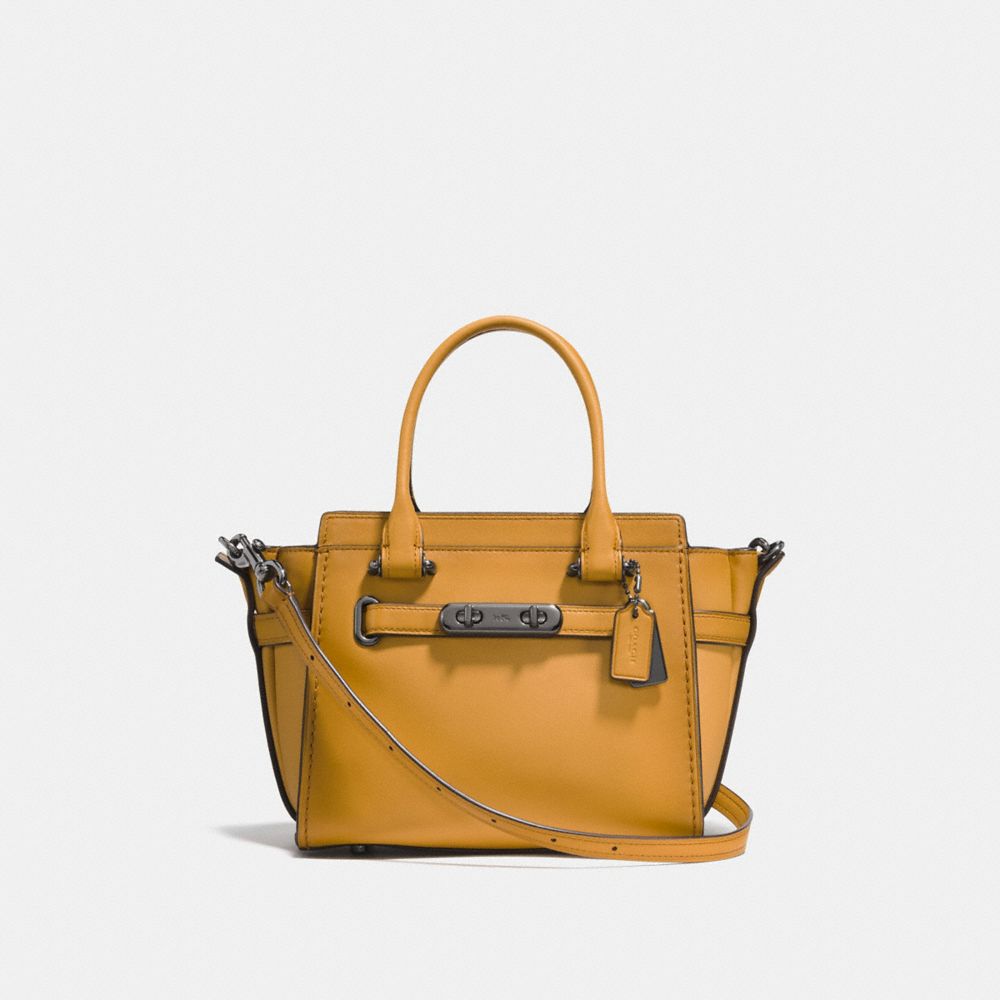 COACH: Coach Swagger 21