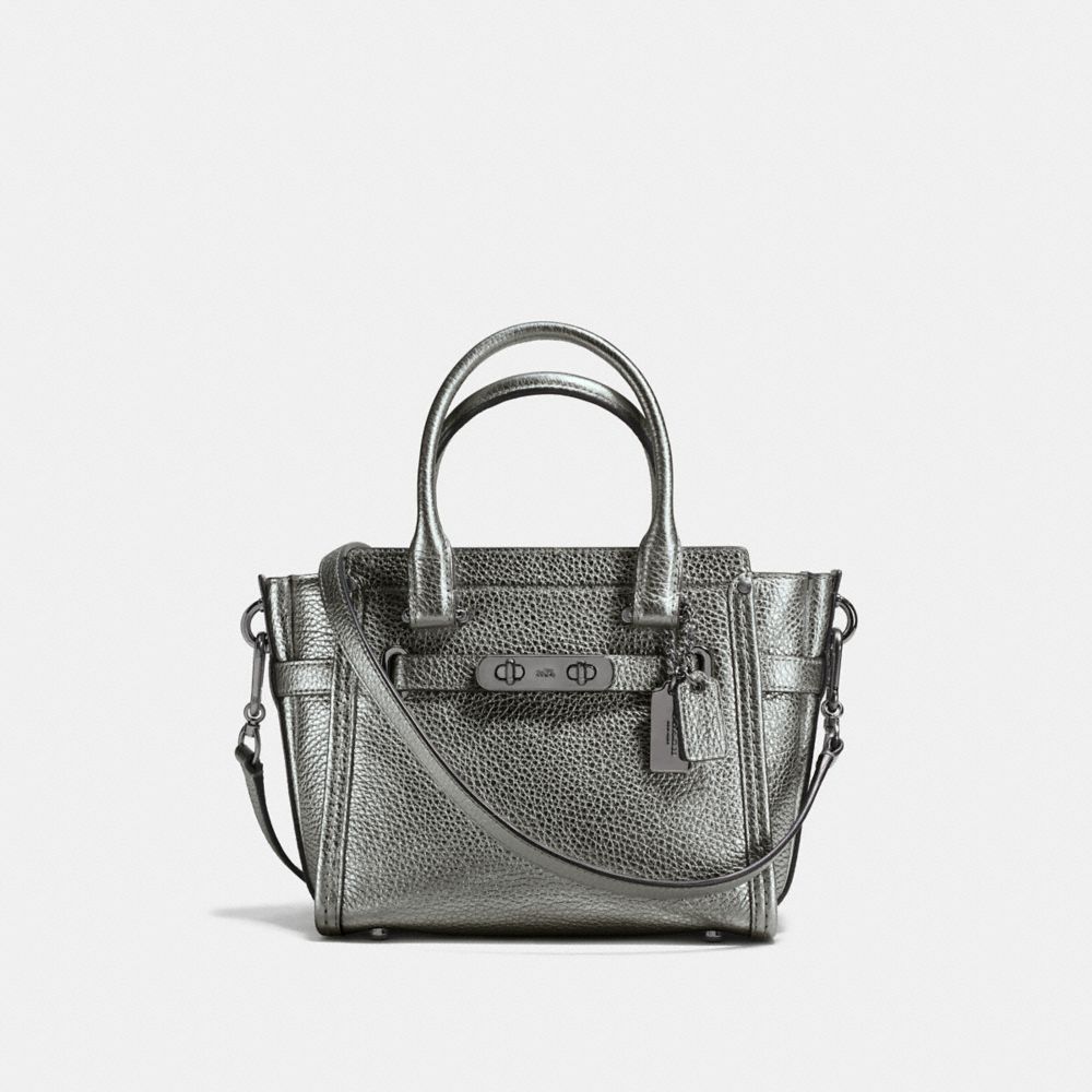 COACH: Coach Swagger 21 in Pebble Leather